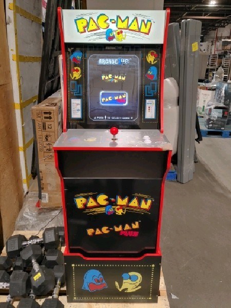 TK Auctions - Pacman arcade 1up machine