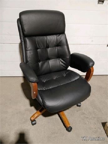 TK Auctions - Tuscany Top Grain Leather High Back Executive Office Chair