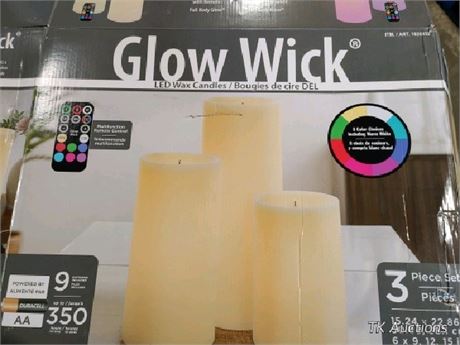 TK Auctions - Glow Wick LED Color Changing Wax Candles With Remote