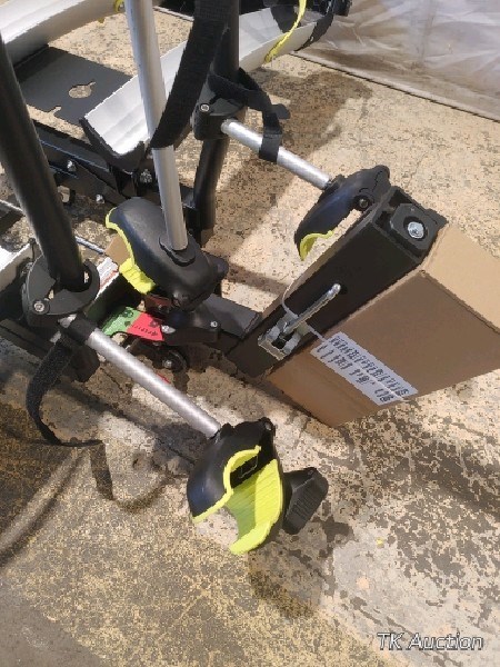 TK Auctions - Kilimanjaro Hitch Mounted E-Bike Carrier