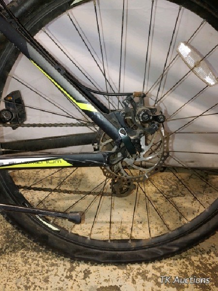 TK Auctions - Northrock XC27 27.5 in. Mountain Bike