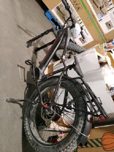 TK Auctions - EBGO CCEF 26" Electric Fat Tire Bike