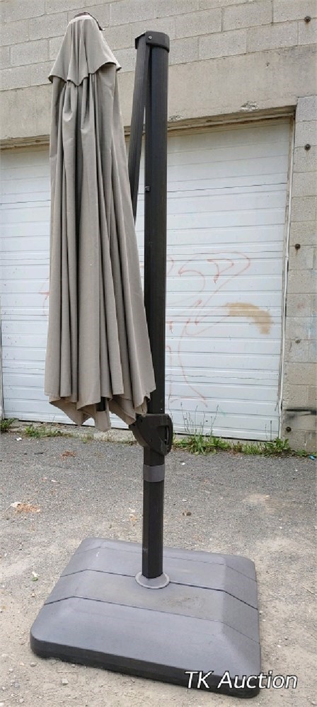 TK Auctions - Seasons Sentry 11' Patio Umbrella