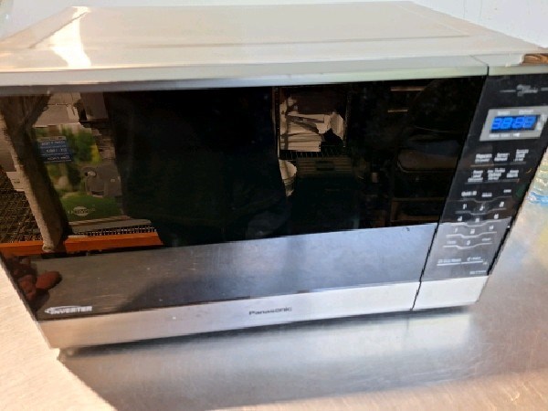 TK Auctions - Panasonic Genius Inverter