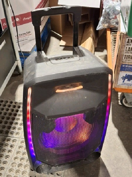 TK Auctions - ION total PA Ultimate bluetooth 650W