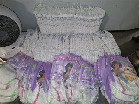 TK Auctions - Diaper Bundle pull ups and diapers
