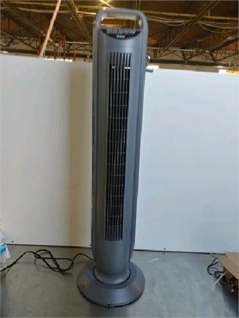 TK Auctions - Seville Classics UltraSlimline Oscillating Tower Fan