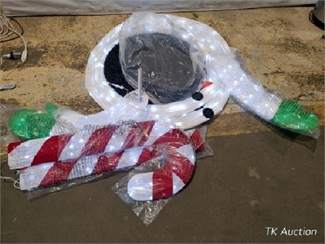 TK Auctions - LED Pop-up Glittering Snowman, 2.74 m (9 ft.)