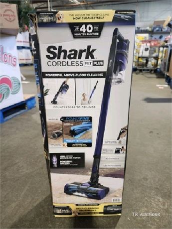 TK Auctions - Shark Rocket Pet Plus Cordless Stick Vacuum