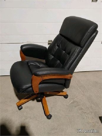 TK Auctions - Tuscany Top Grain Leather High Back Executive Office Chair
